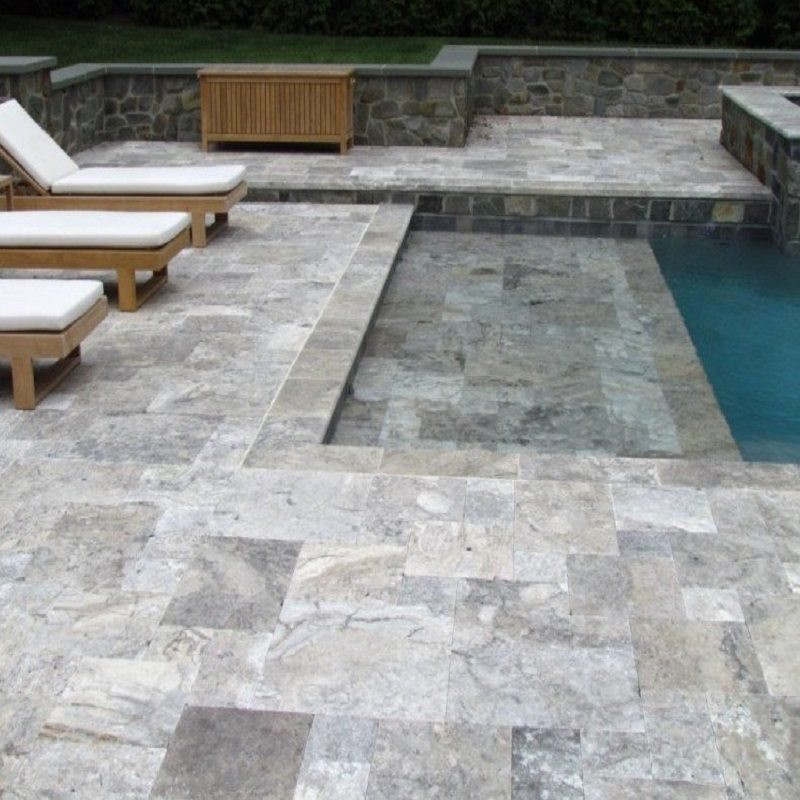 Carrelage travertin gris Silver, terrasse, plage de piscine
